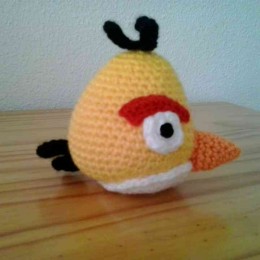 Version Amigurumi Angry bird amarillo